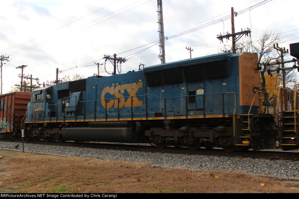 CSXT 4732 on Q410-17